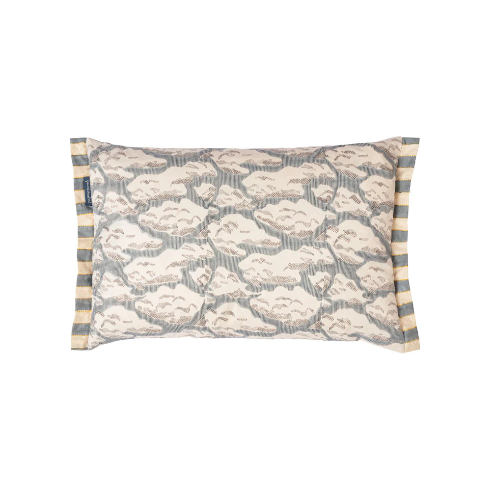 Coussin-nébuleuse- Le Monde Sauvage-key west - Summer Camp Home Equipment