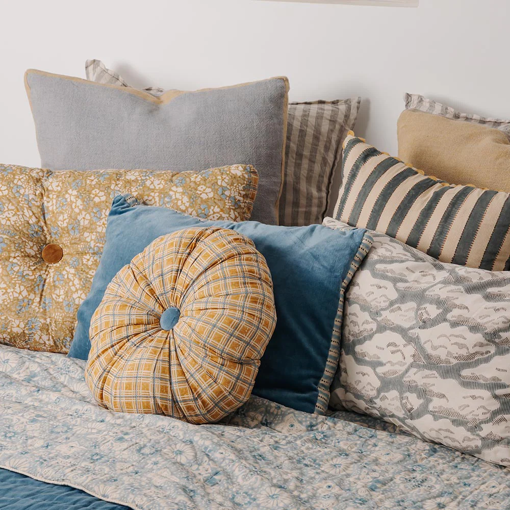 Coussin-nébuleuse- Le Monde Sauvage-key west - Summer Camp Home Equipment